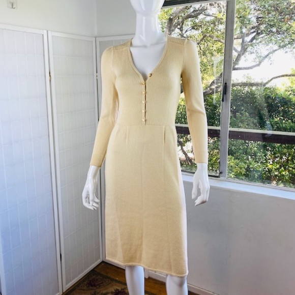 St. John | Dresses | St John Cream Crochet Back Knit Dress 4 | Poshmark